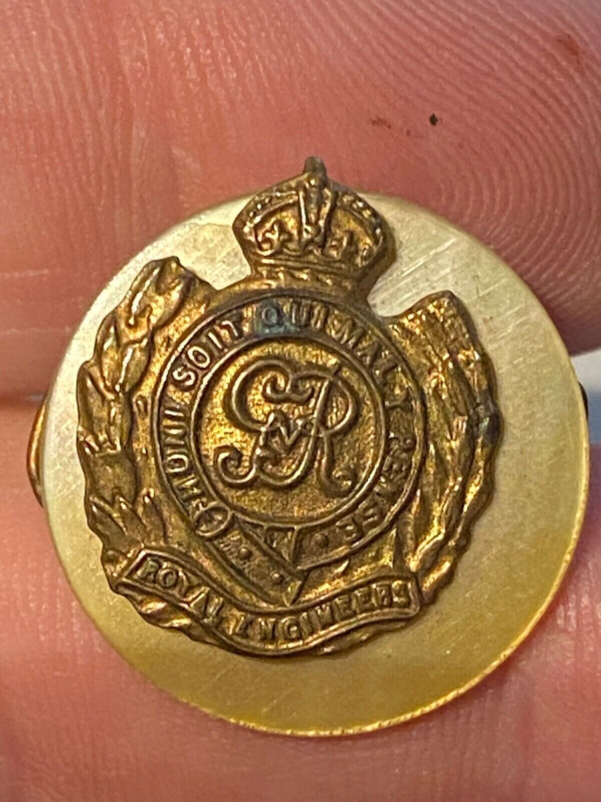 WW1 / WW2 British Army, GV Royal Engineers - Mother of Pearl Brooch Sw