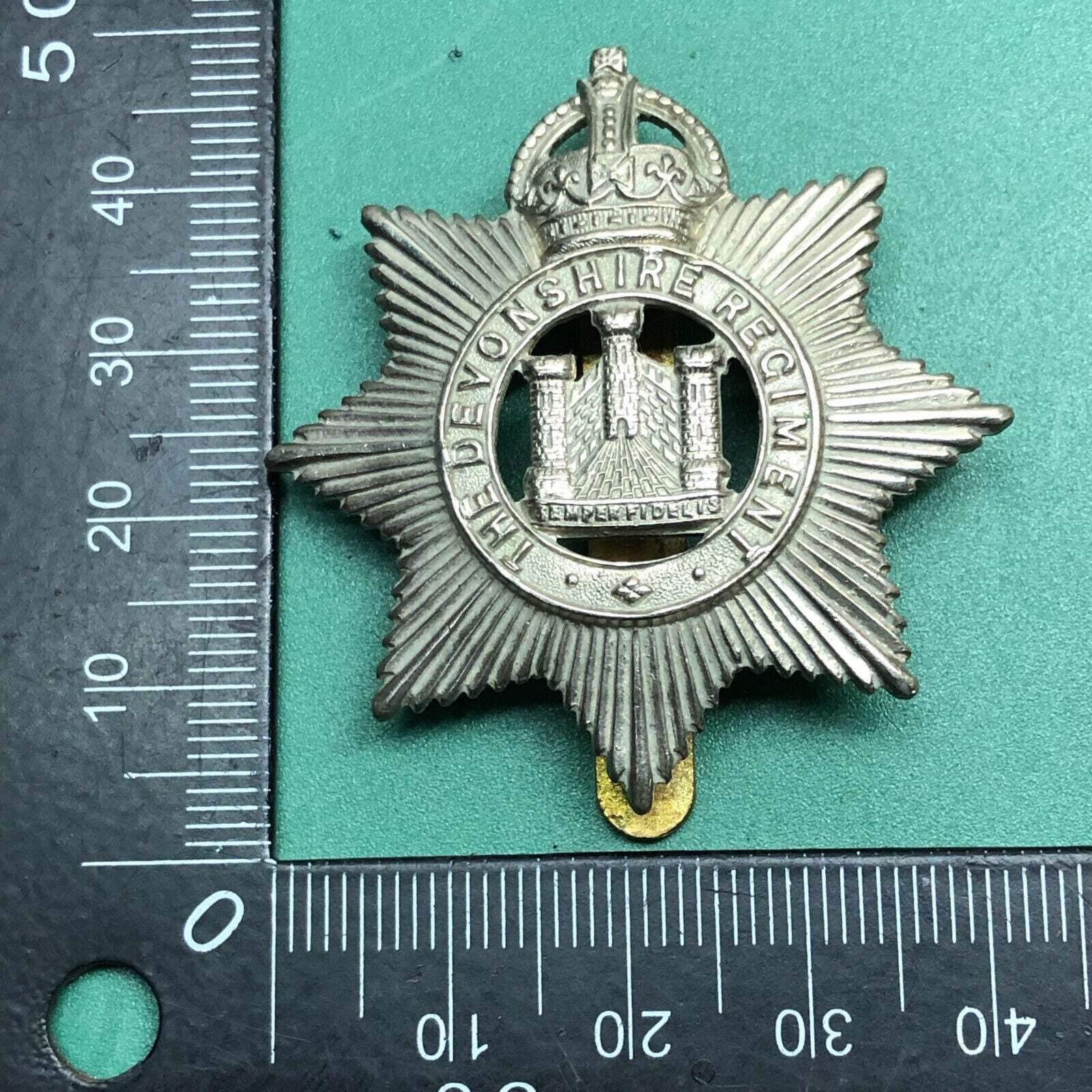Original WW2 British Army Cap Badge - The Devonshire Regiment