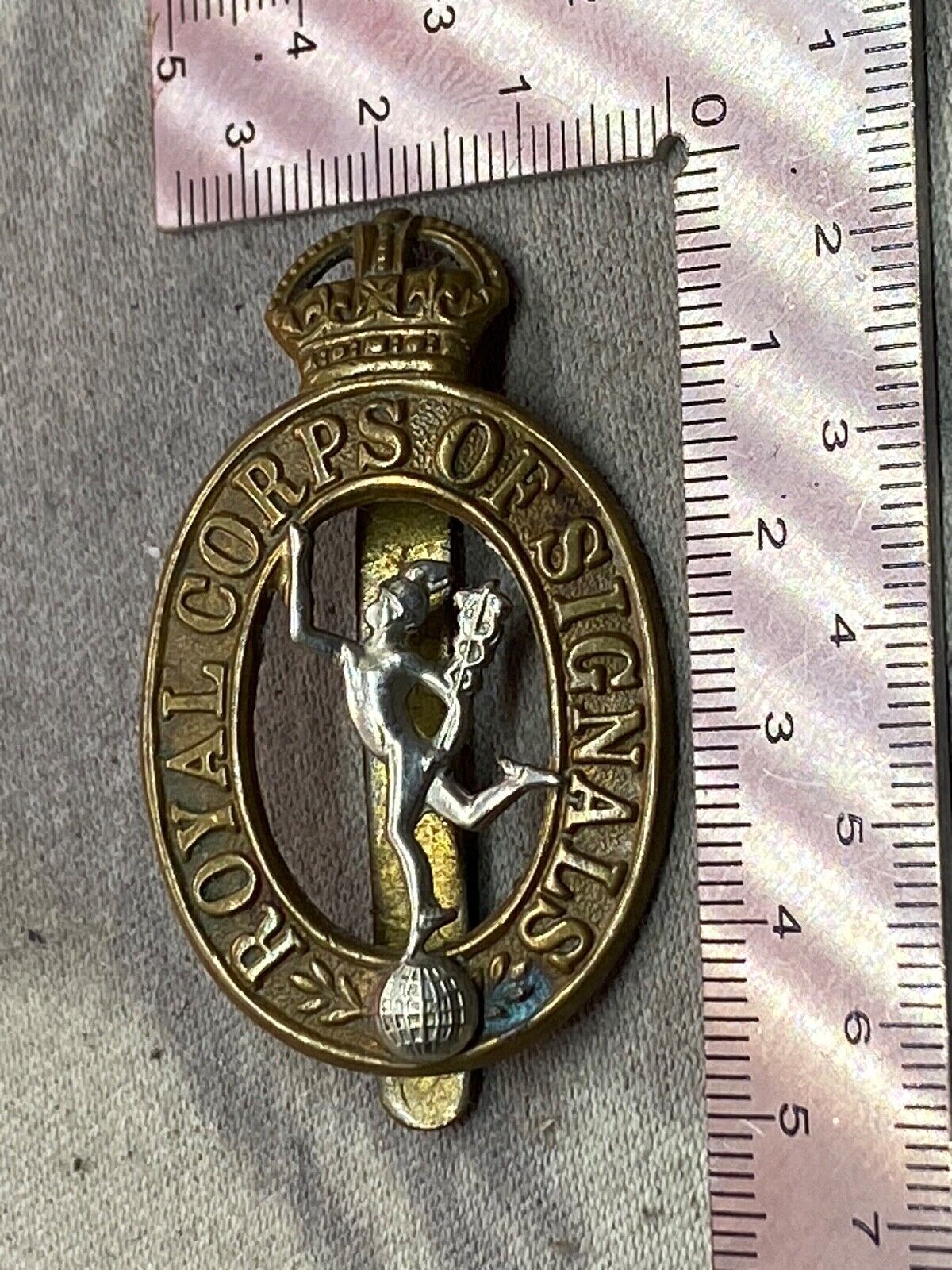 Original WW1 / WW2 British Army The Royal Corps of Signals Cap Badge ...