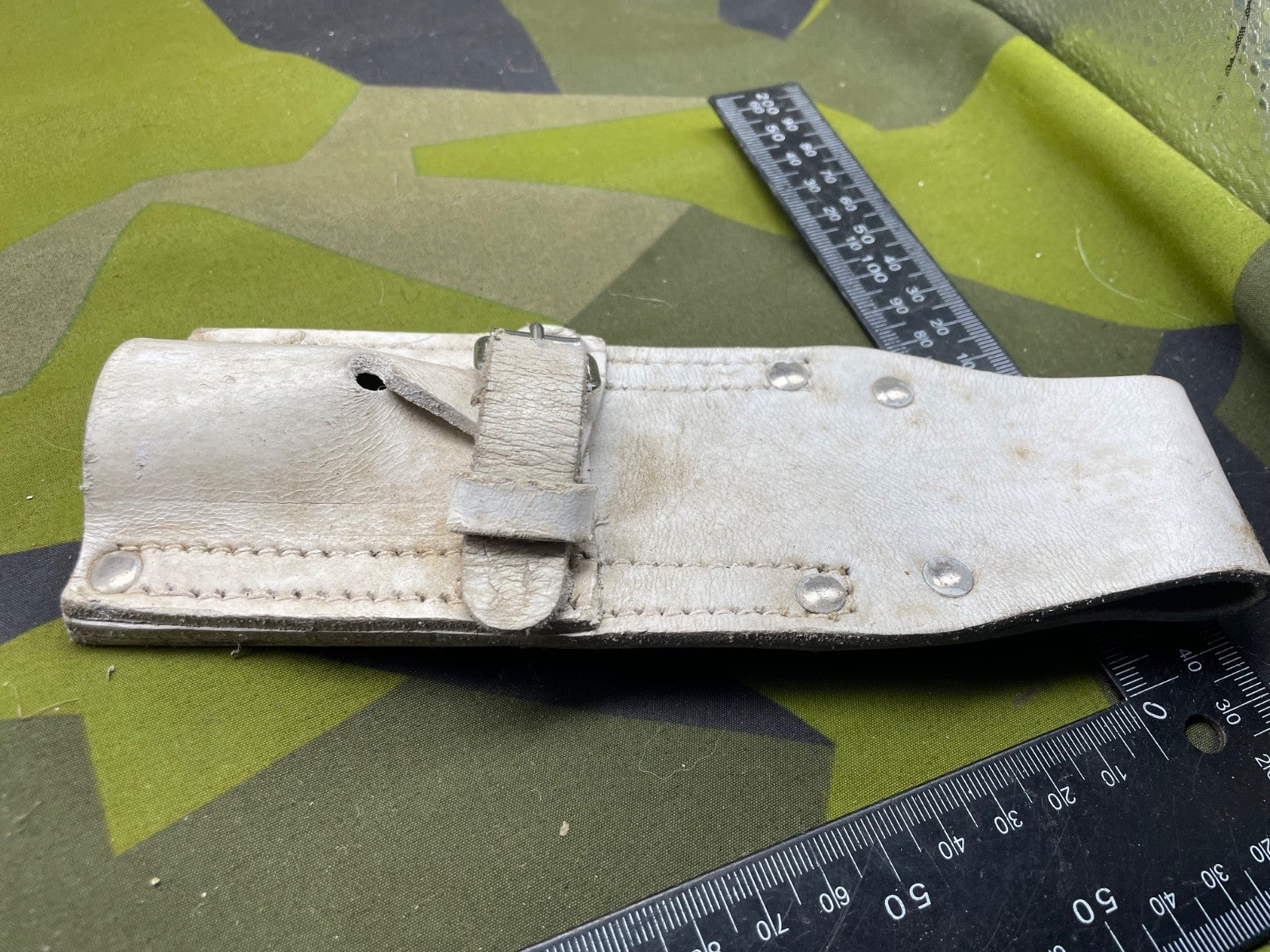 Original British Army White Frog with Buckle | For Sale | The Militaria ...