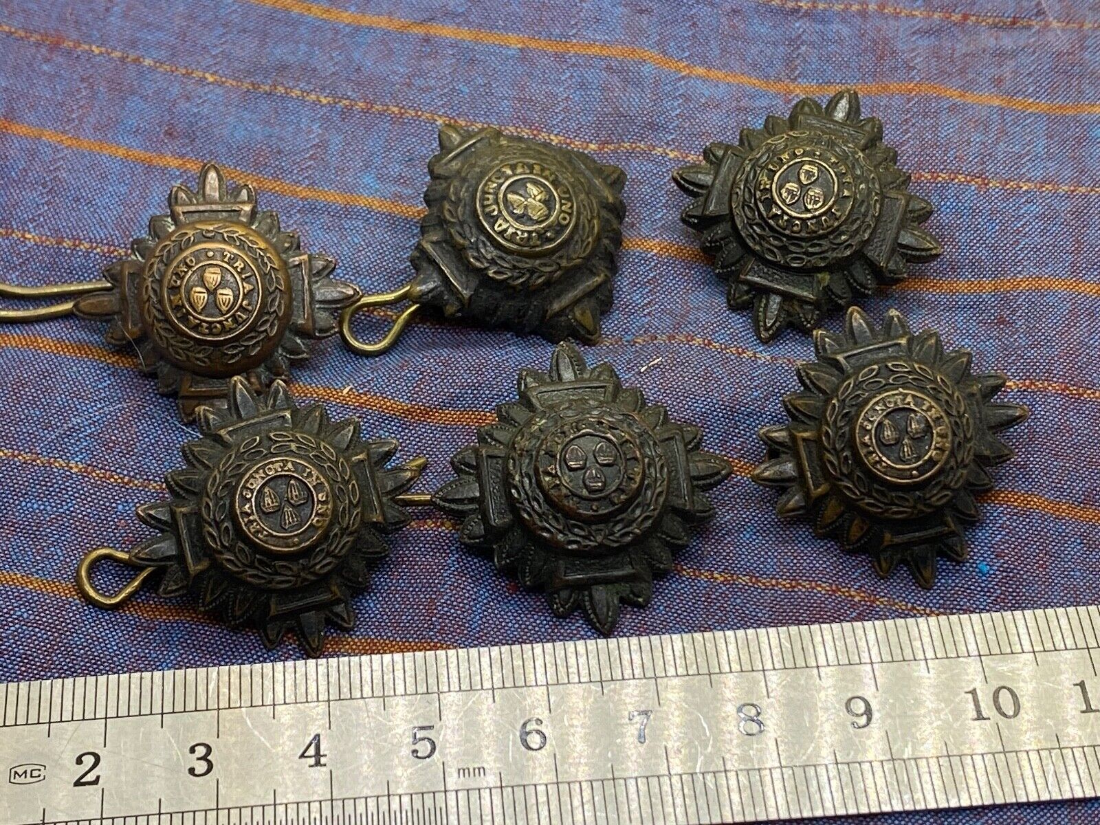 Original WW1 / WW2 British Army Officers Subdued Captain's Pips | For ...