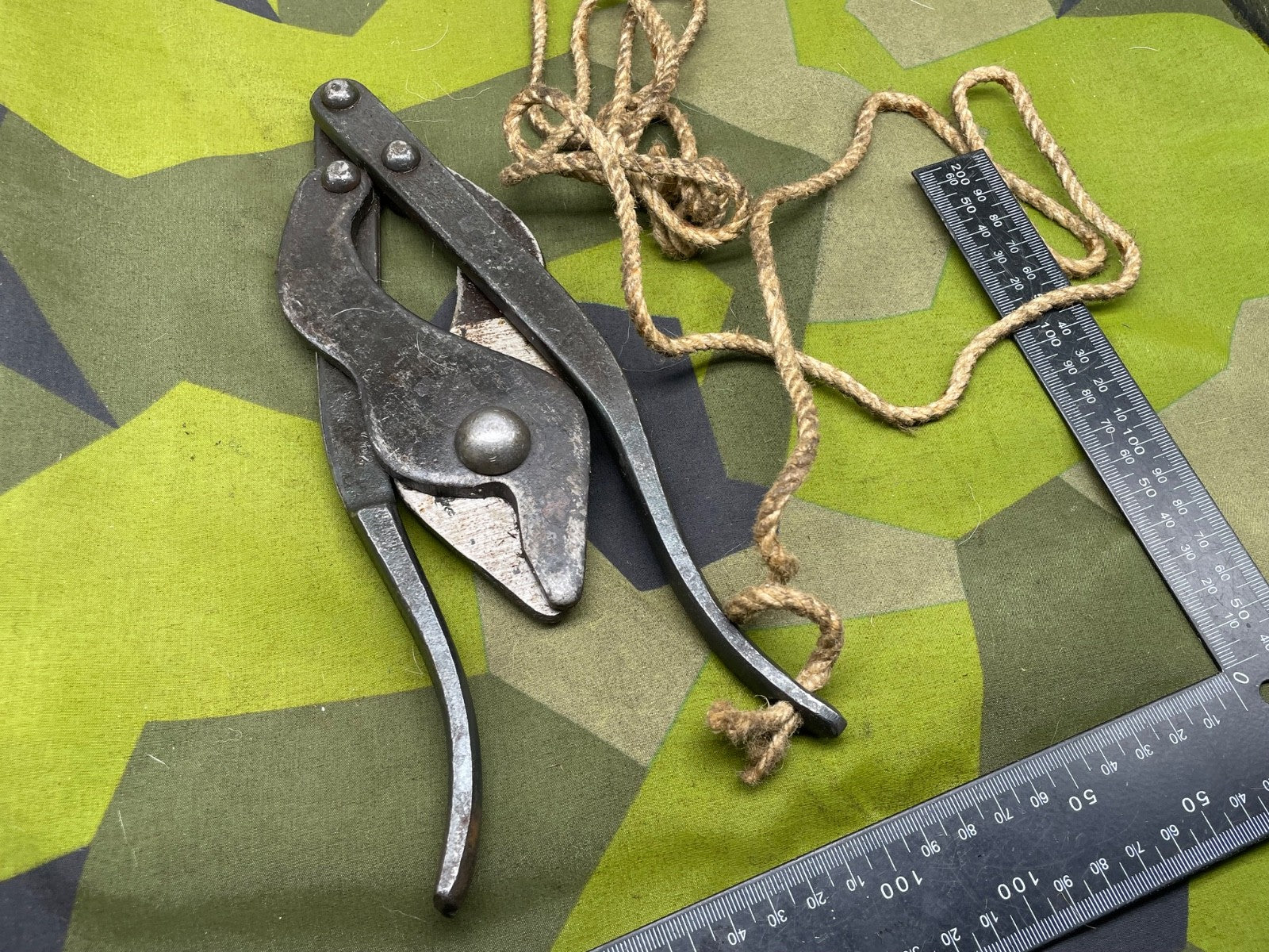 Original 1944 British Army WW2 Issue Folding Wire Cutters in Excellent ...