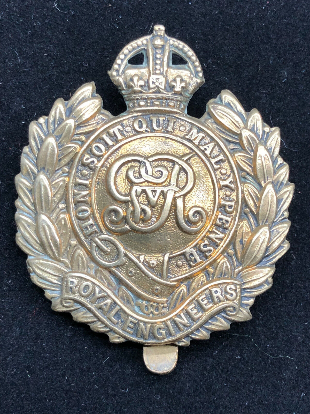 Original WW1 British Army Royal Engineers GV Cap Badge