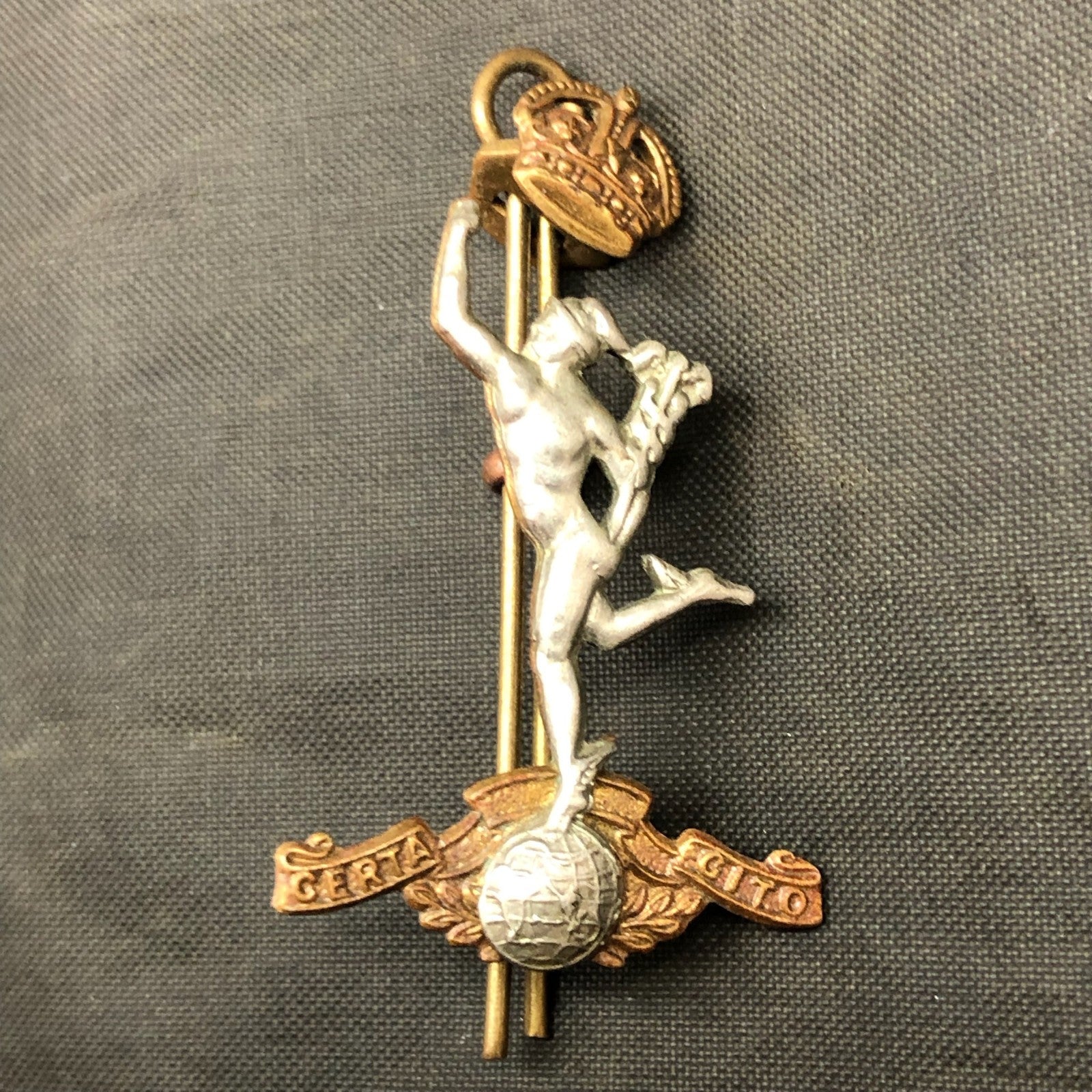 Original British Army Cap/Beret Badge - Royal Corps of Signals | For ...