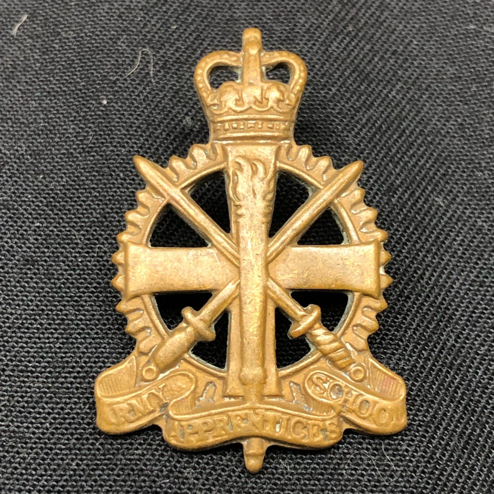 Genuine British Army Brass Cap Badge - Army Apprentices School | For ...