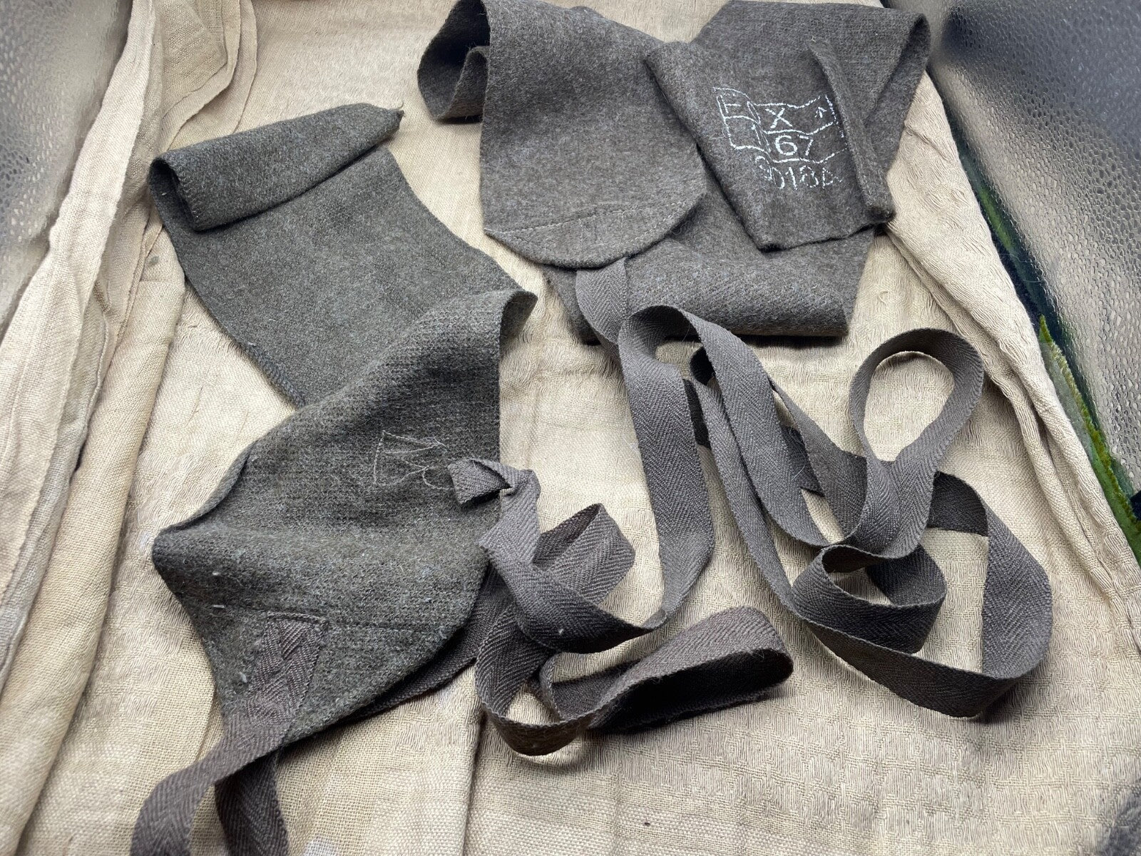 Original British Army WW1 / WW2 Puttees - One Very Long - One Short ...
