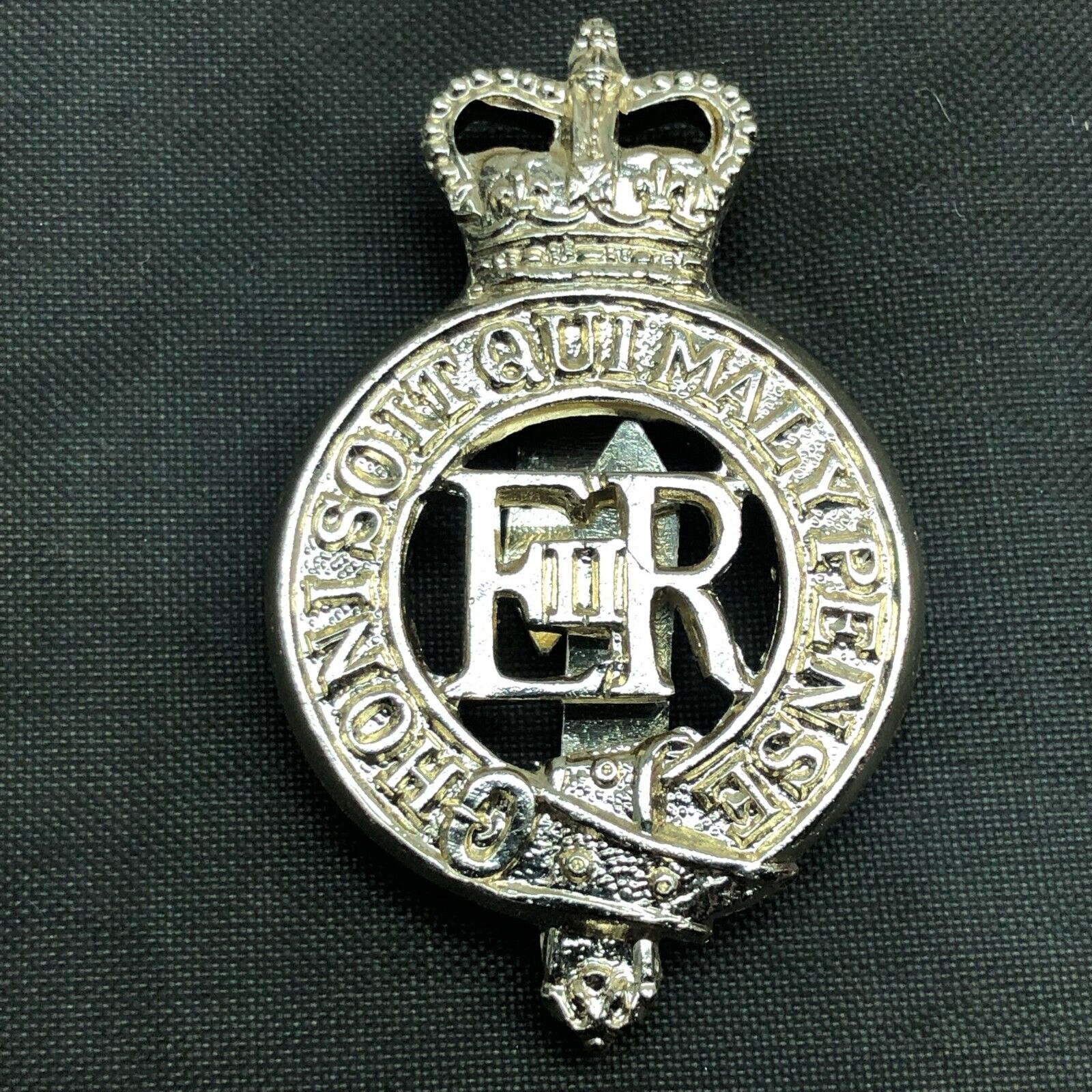 Original British Army Cap Badge - Household Cavalry