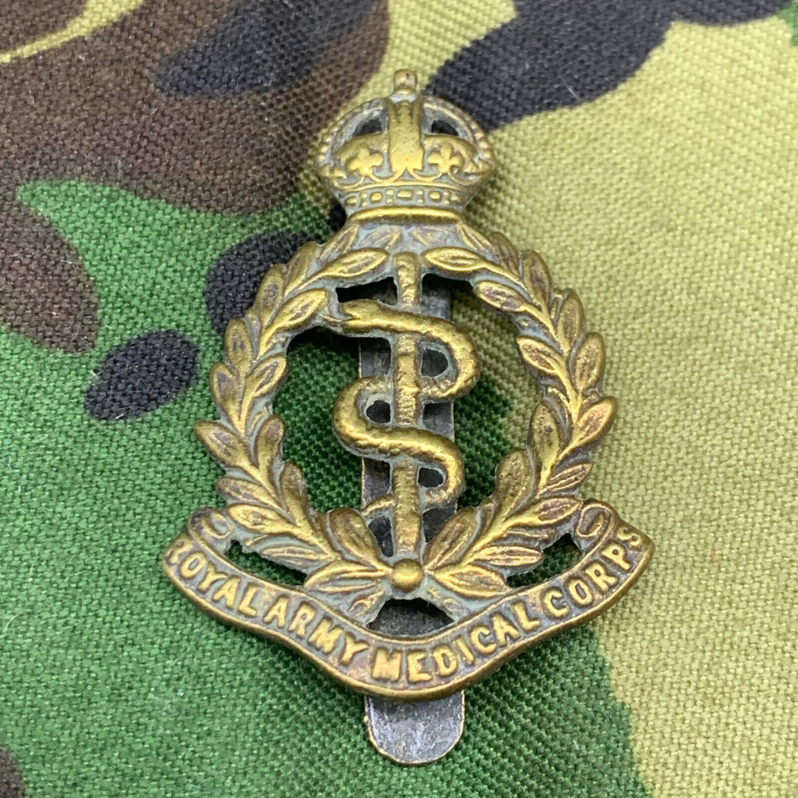 Original British Army RAMC Royal Army Medical Corps Cap Badge | For ...