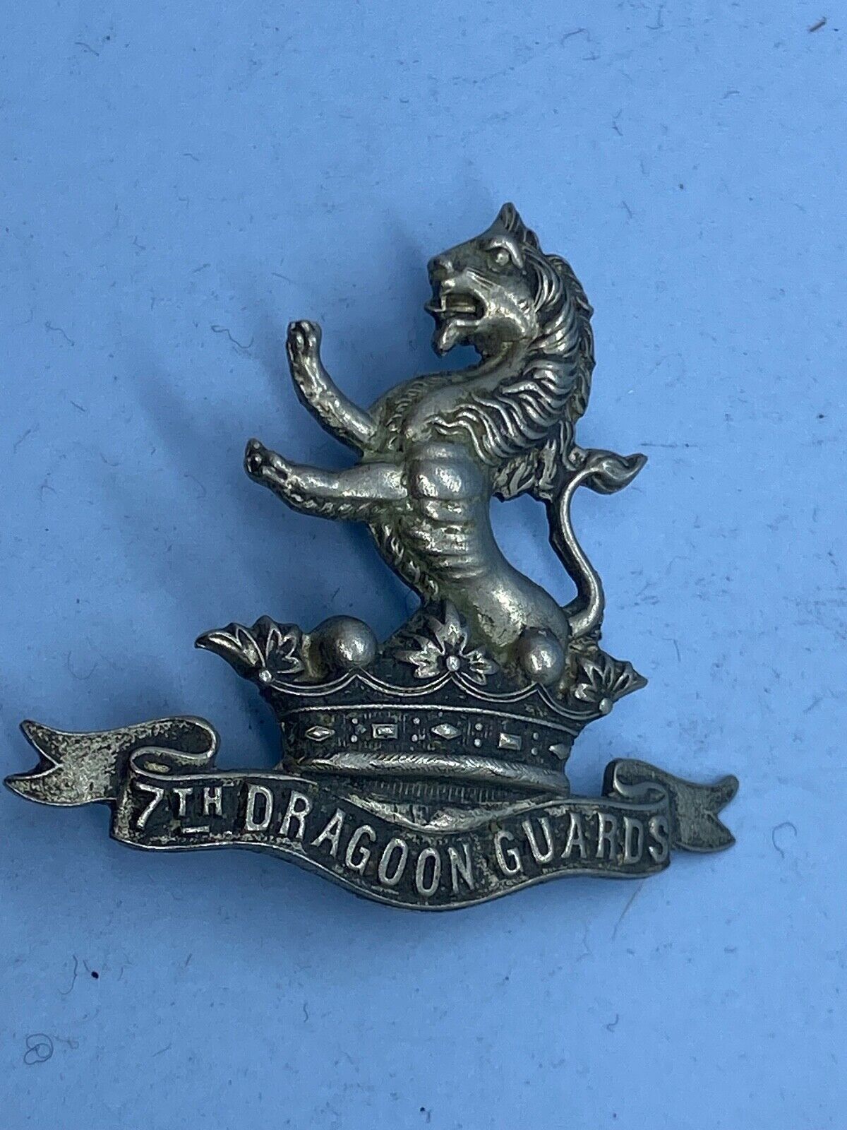 Original British Army WW1 7th Dragoon Guards Cap Badge
