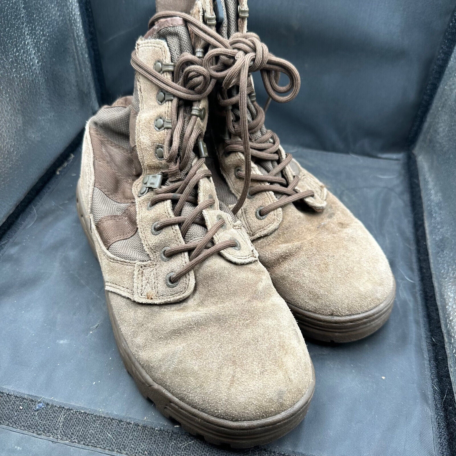 British Army Brown Leather MAGNUM High Top Combat Boots - Size EU 41 ...