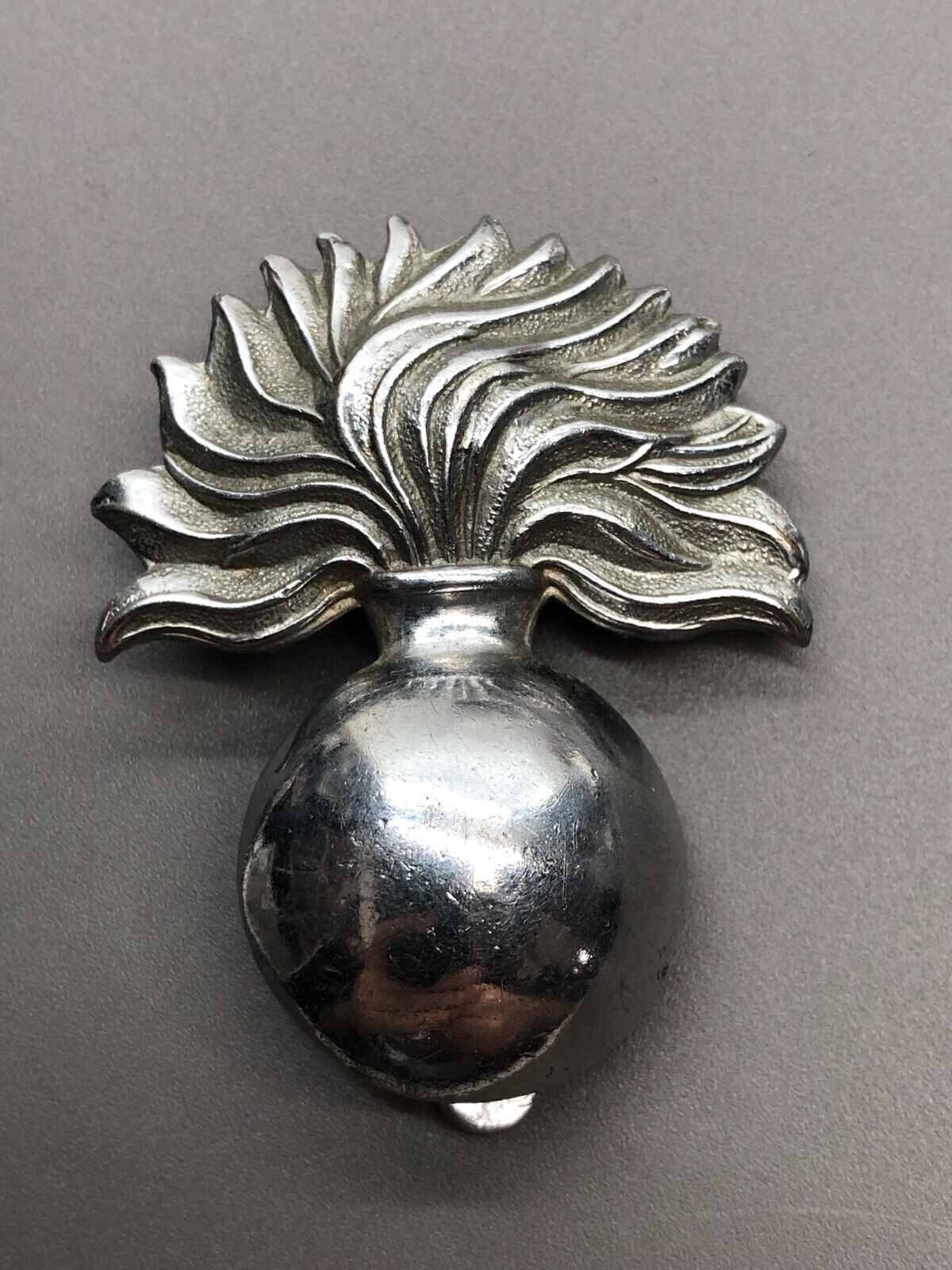 Original British Army Grenadier Guards Cap Badge | The Militaria Shop