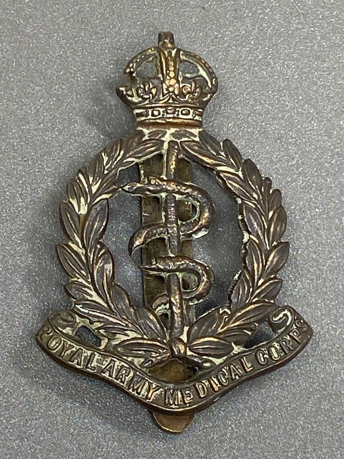 Original WW1 / WW2 British Army Royal Army Medical Corps Cap Badge ...