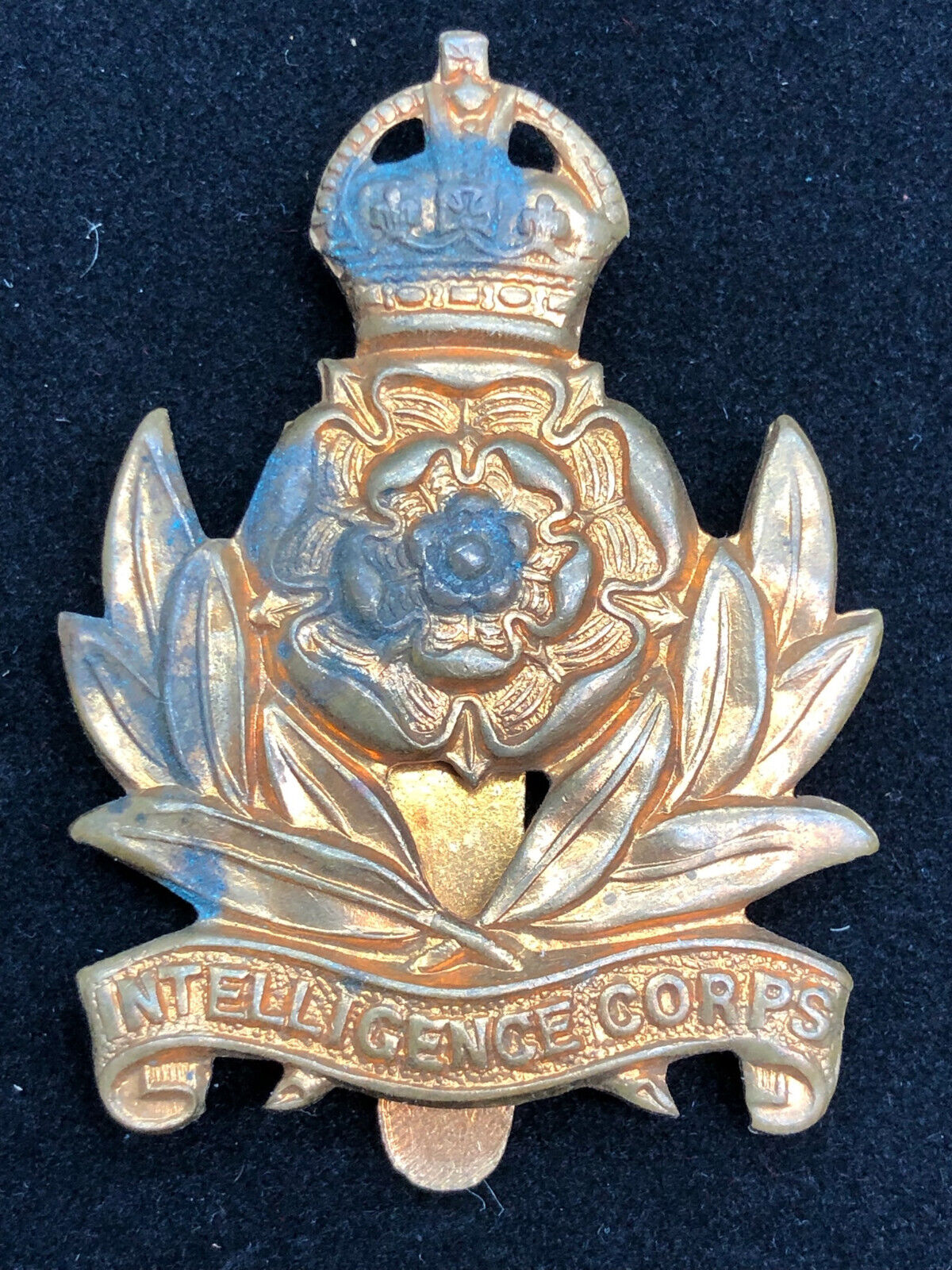 WW2 British Army Intelligence Corps Cap Badge | For Sale | The ...