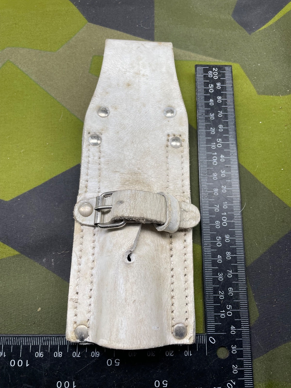 Original British Army White Frog with Buckle | For Sale | The Militaria ...