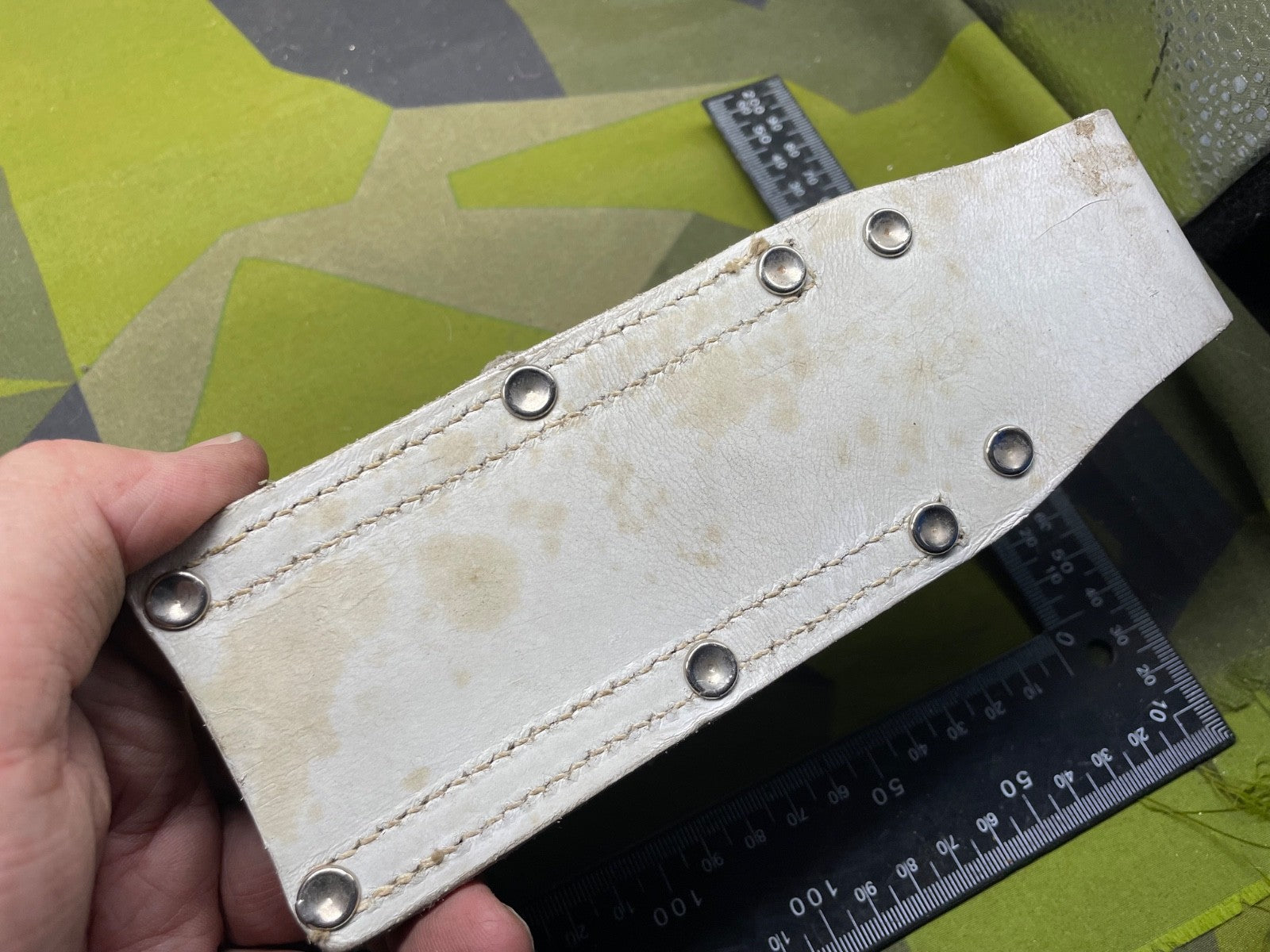 Original British Army White Frog with Buckle | For Sale | The Militaria ...