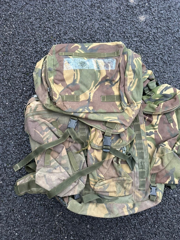 British Army Issue, Rucksack & Frame, Long Convoluted & Pouches - DPM ...