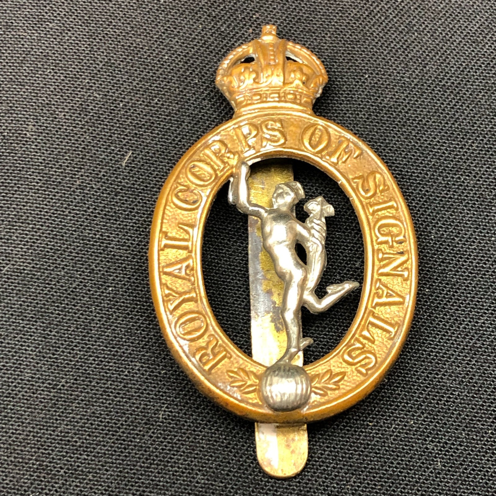 Genuine British Army WW2 Royal Corps of Signals Cap Badge | For Sale ...