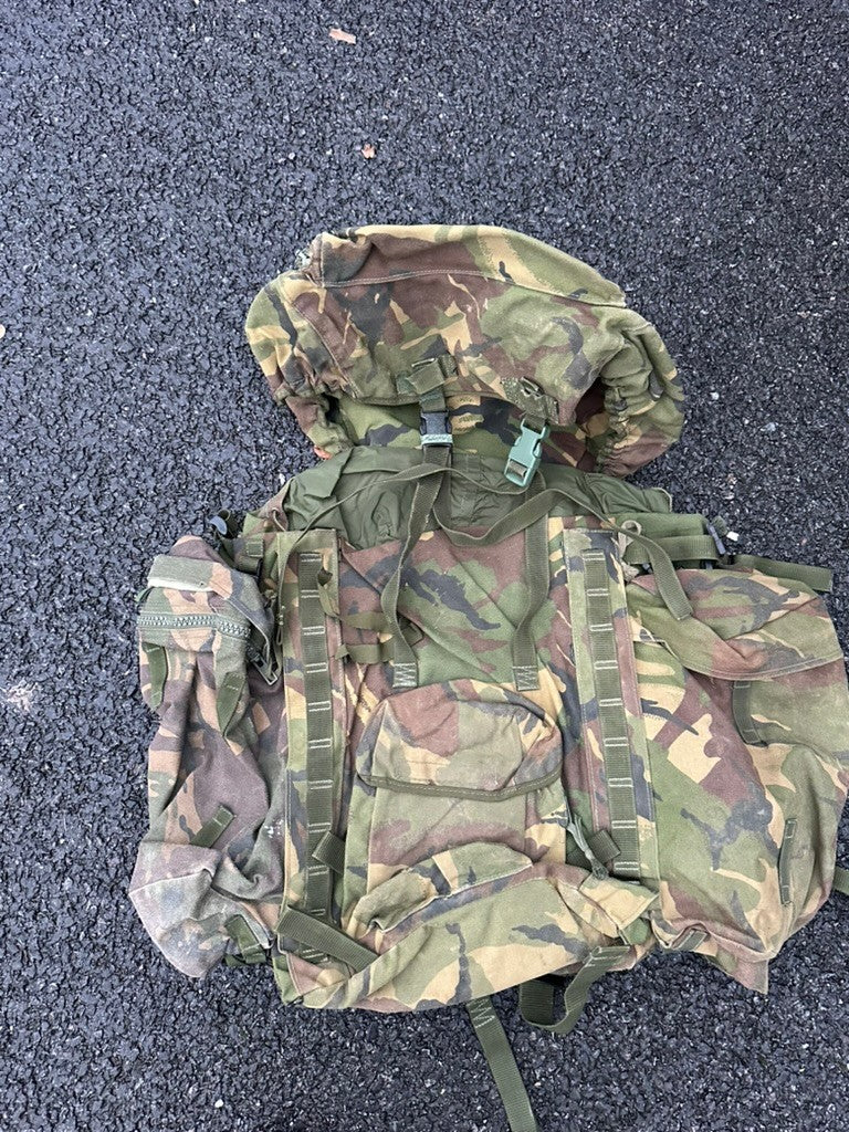 British Army Issue, Rucksack & Frame, Long Convoluted & Pouches - DPM ...