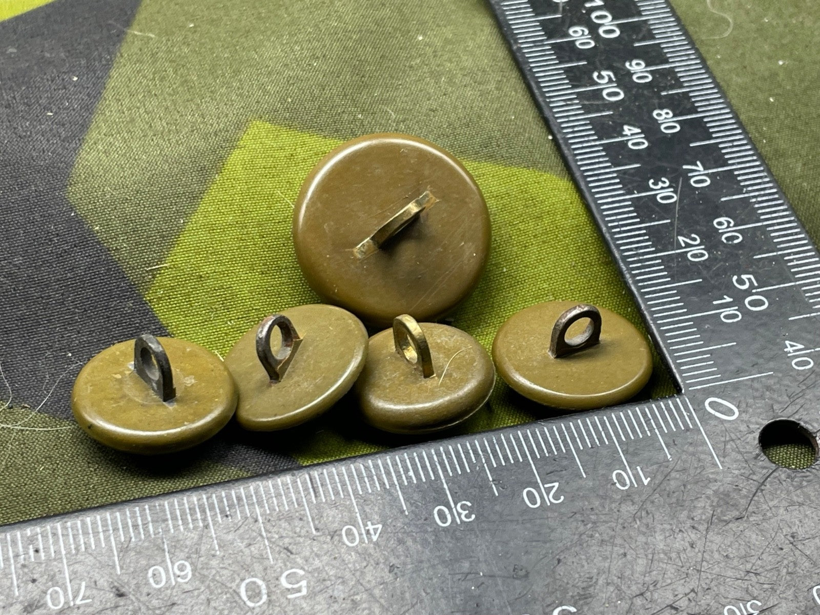 Original Small Group of WW2 British Army Economy Pattern Tunic Buttons ...