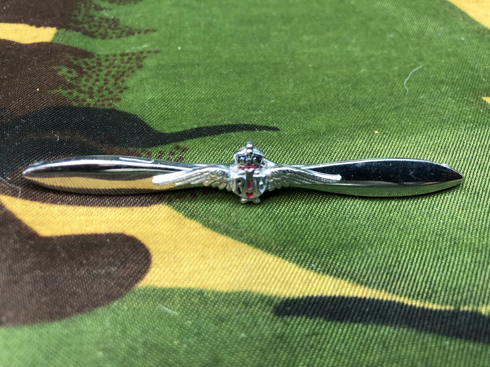 Original WW2 British RAF Propeller Sweetheart Brooch Badge Tie Pin ...