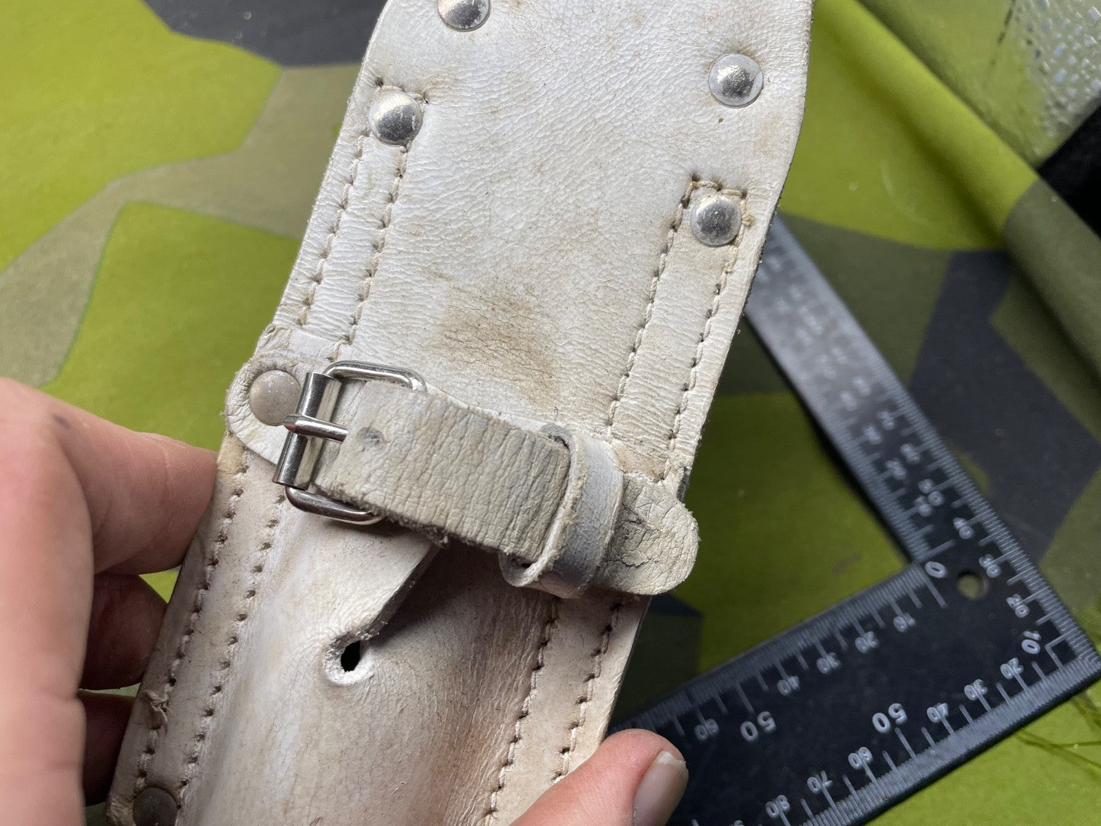 Original British Army White Frog with Buckle | For Sale | The Militaria ...