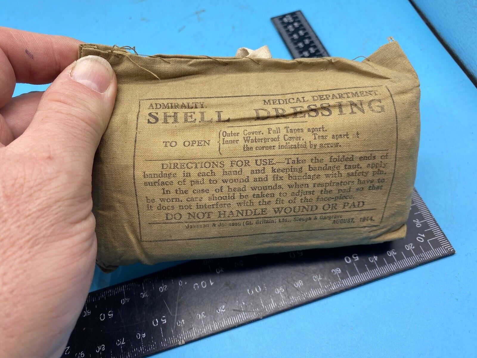 Original WW2 British Royal Navy Admiralty Issue 1944 Shell / Wound ...