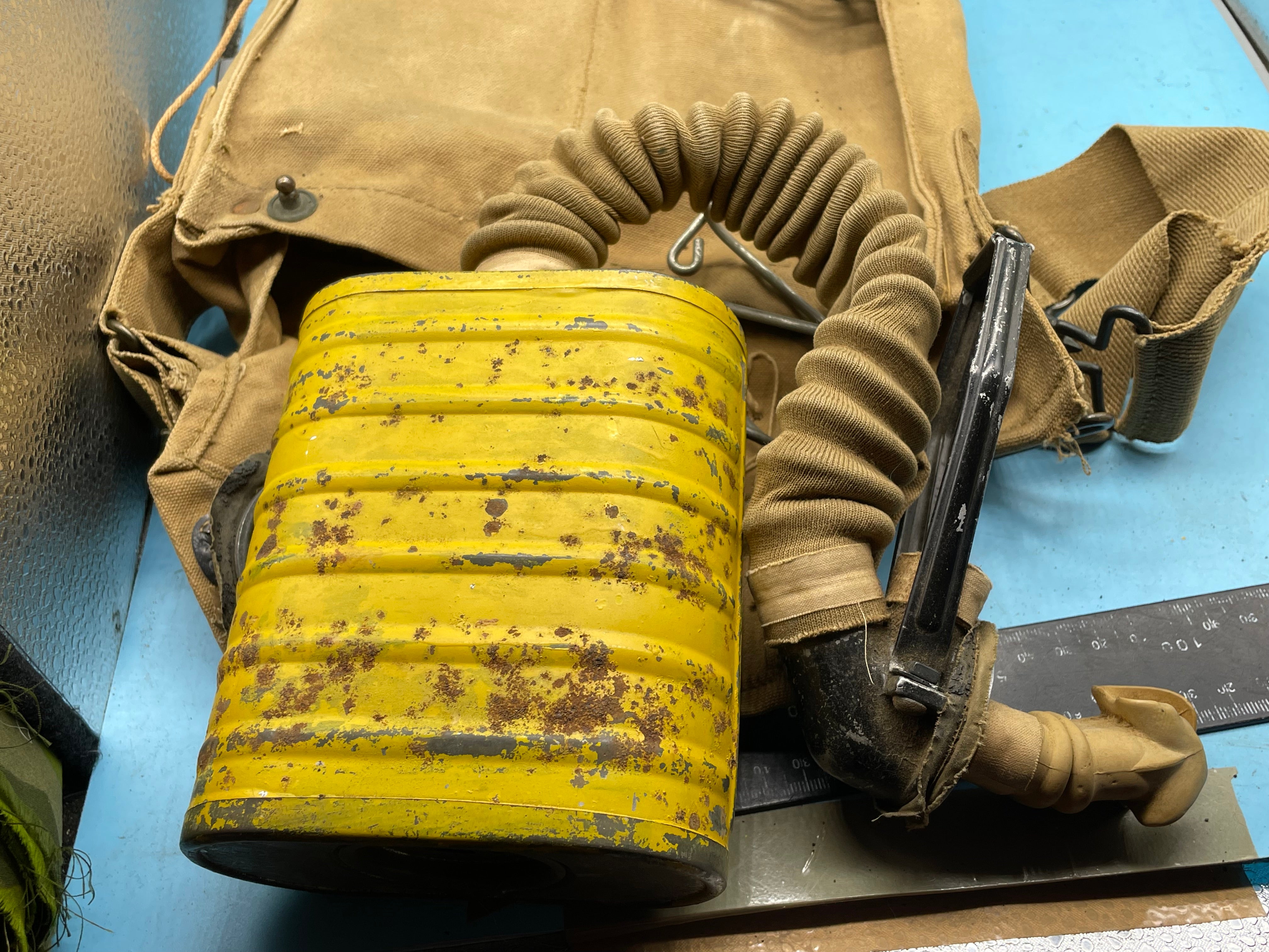 Original WW1 US Army Gas Mask Tube, Filter and Bag Set | For Sale | The ...