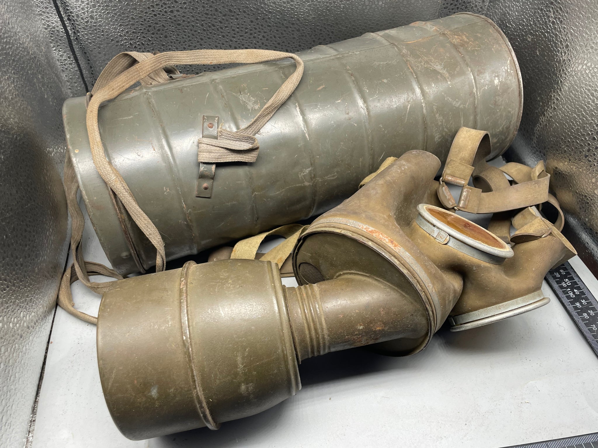 Original French / Belgium L702 Model Gas Mask in Tin | For Sale | The ...